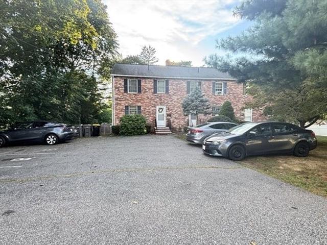74 Elm St Unit A, Framingham, MA 01701