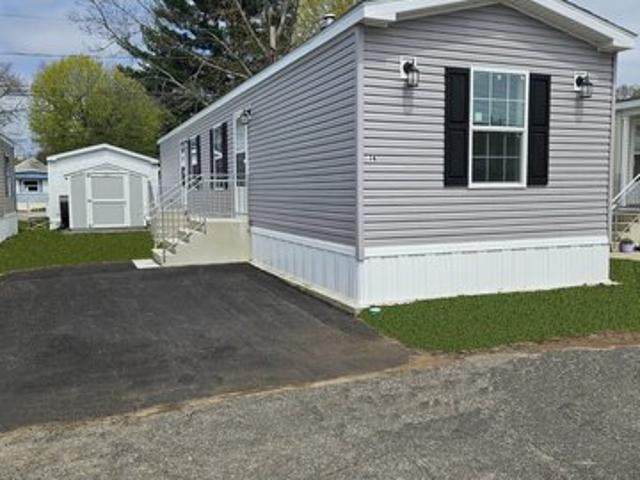 74 Fair Acres Cir, Mystic, CT 06355