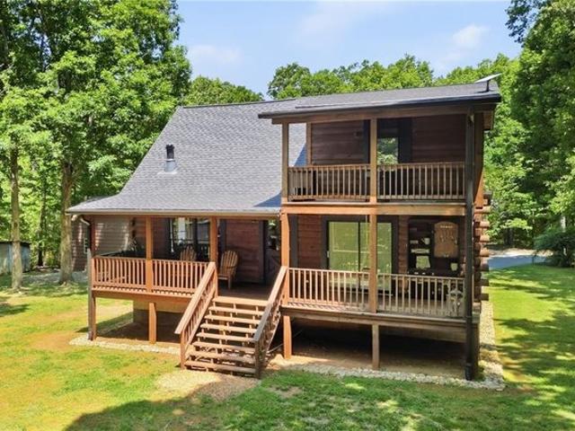 74 Farr Cir NE, Rydal, GA 30171