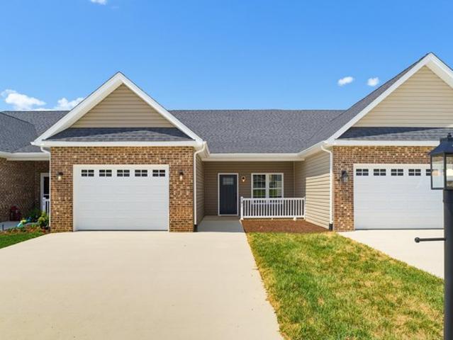 74 Fossil Dr, Stuarts Draft, VA 24477