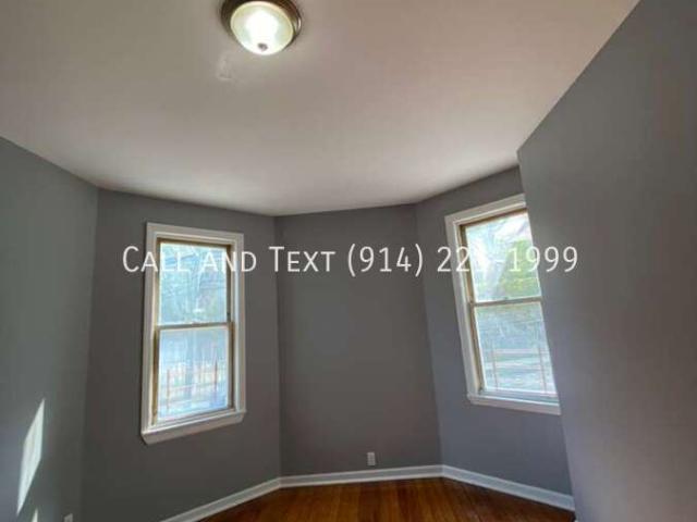 74 Glenwood Ave 1N Yonkers NY 10701
