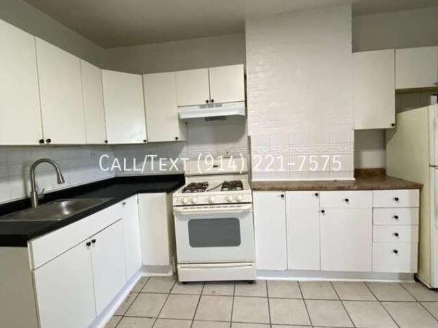 74 Glenwood Ave Yonkers, NY 10701