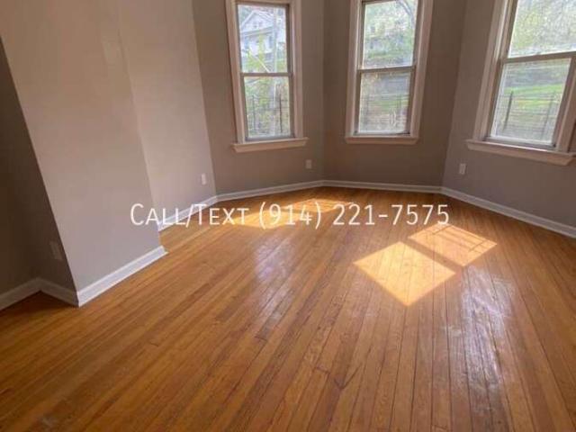 74 Glenwood Ave Yonkers, NY 10701