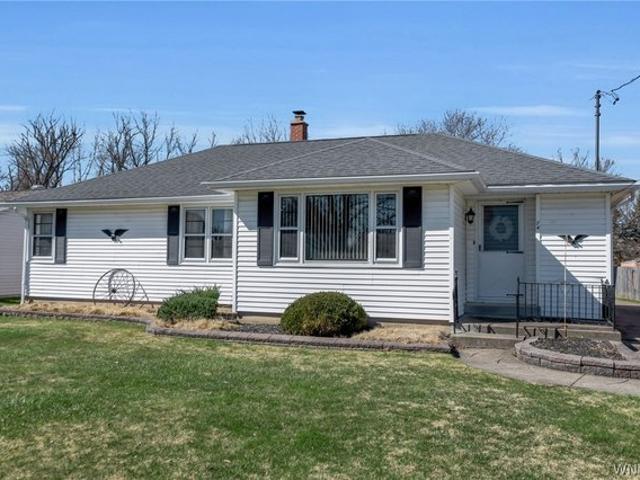 74 Grant St, Depew, NY 14043