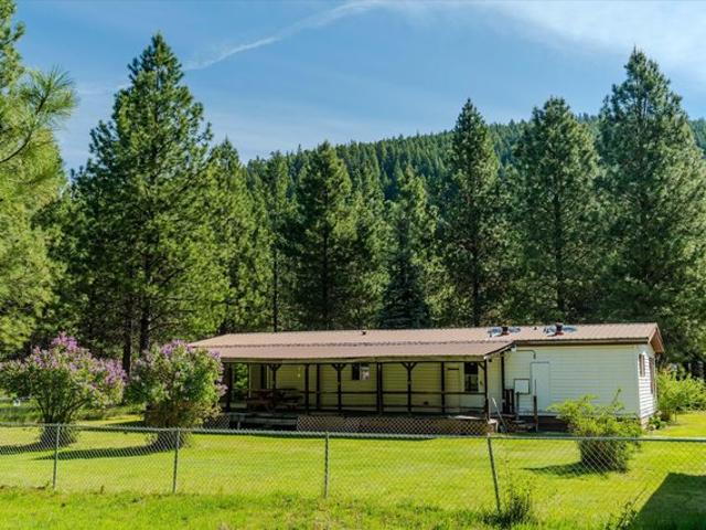74 Hawkeye Ln, Troy, MT 59935