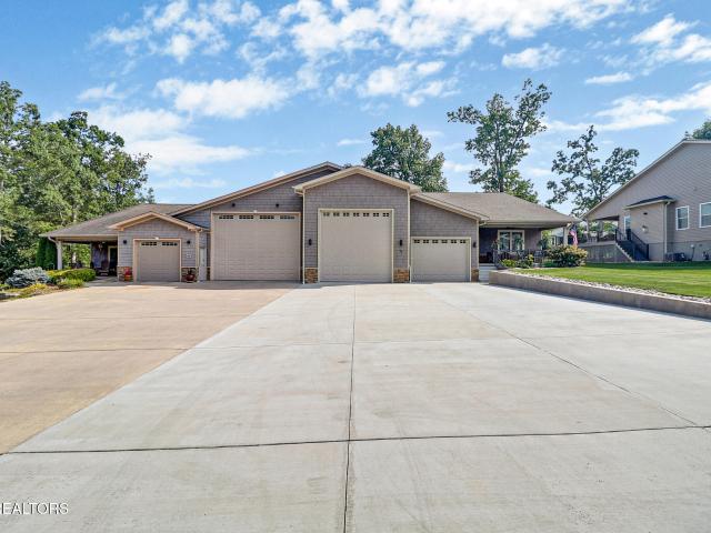 74 Hickory Circle