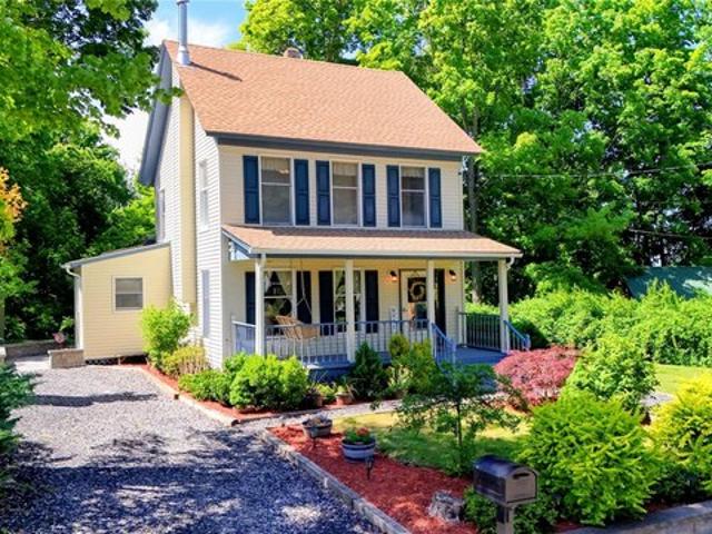 74 Highland Ave, Florida, NY 10921
