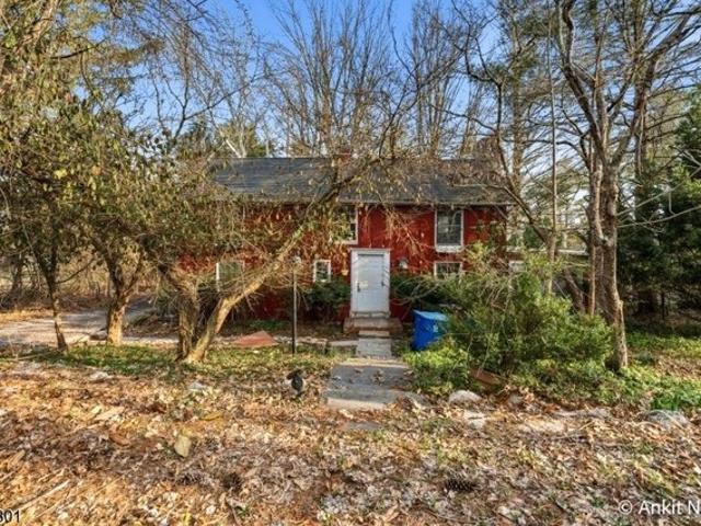 74 Kingwood Stockton Rd, Delaware, NJ 08559