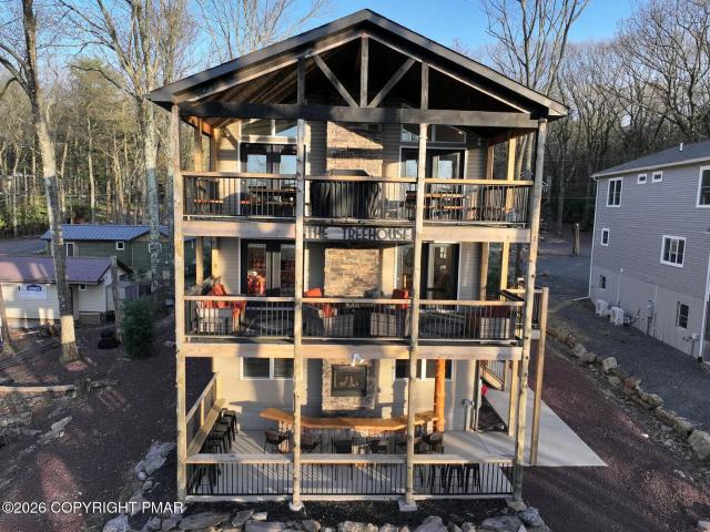 74 Lakeview Drive