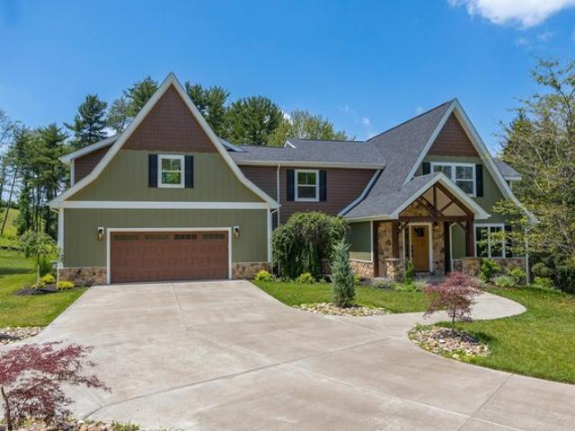 74 Lu Ln, Morgantown, WV 26508