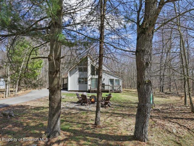 74 Mildred Dr, Gouldsboro, PA 18424 | MLS #SC261439 | Compass