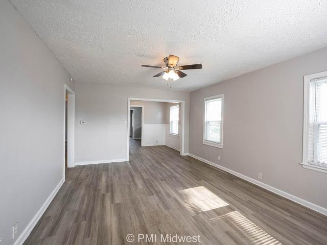74 N 2nd Avenue
