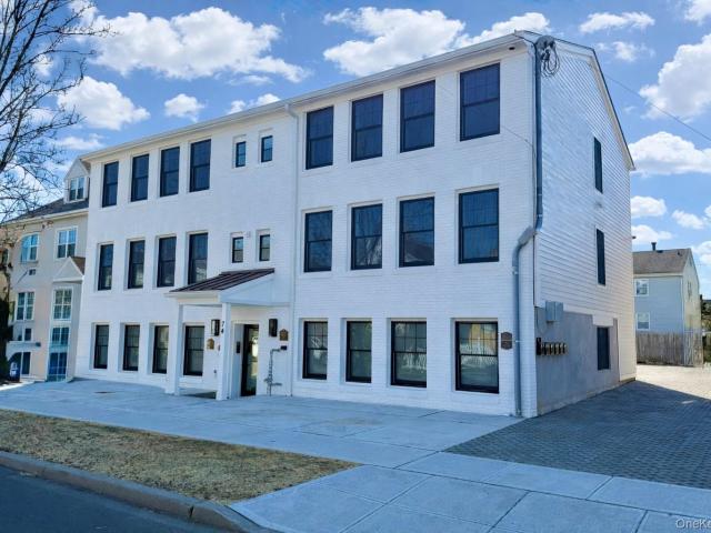 74 Nelson Ave, Unit 1, Harrison, NY 10528 | MLS #958551 | Compass