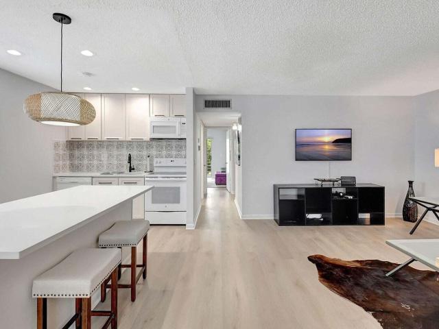 74 Normandy B, Delray Beach, FL 33484 | MLS #R11134 | Compass