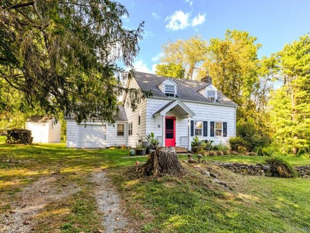 74 Onderdonk Rd, Warwick, NY 10990