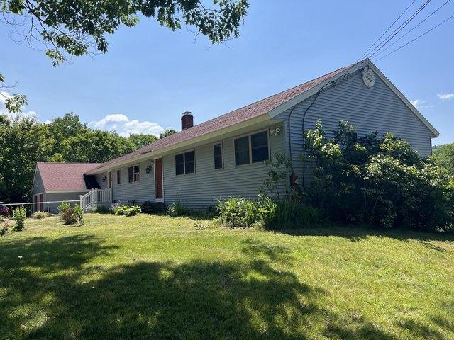 74 Perch Pond Rd, Campton, NH 03223