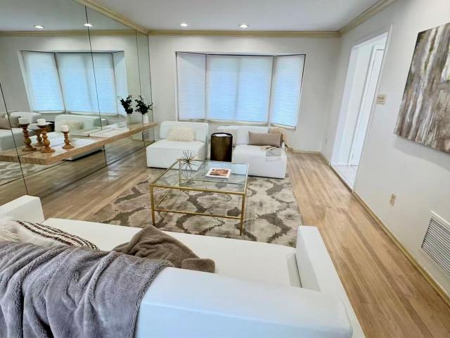 74 Rockland Drive