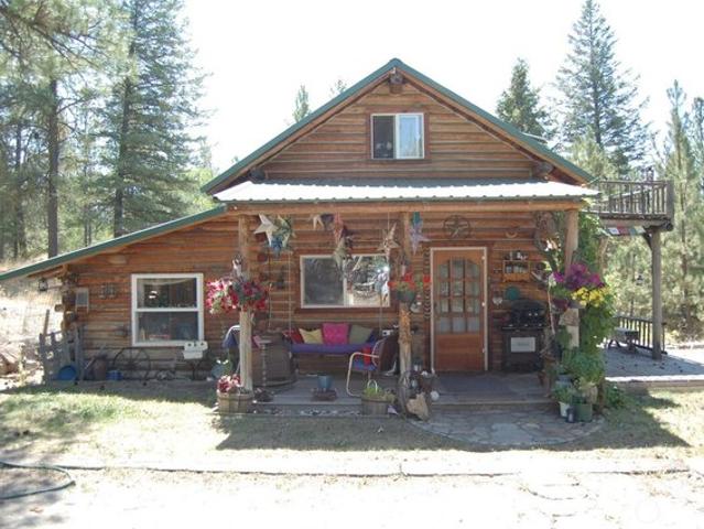 74 Stonehaven Rd, Tonasket, WA 98855