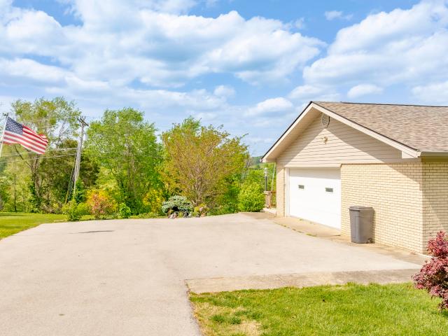 74 Stonehedge Court