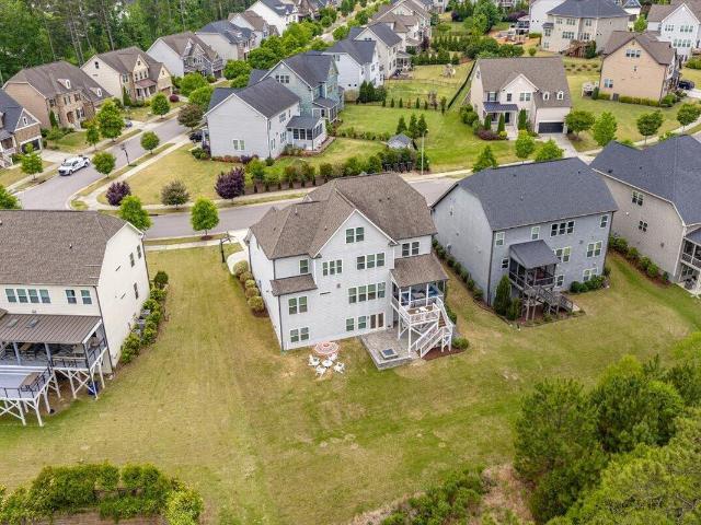 7504 Banksiana Way