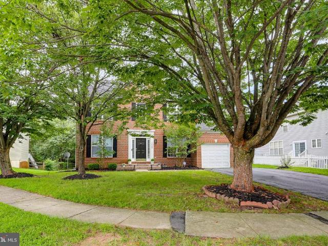 7504 Farm Pond Court