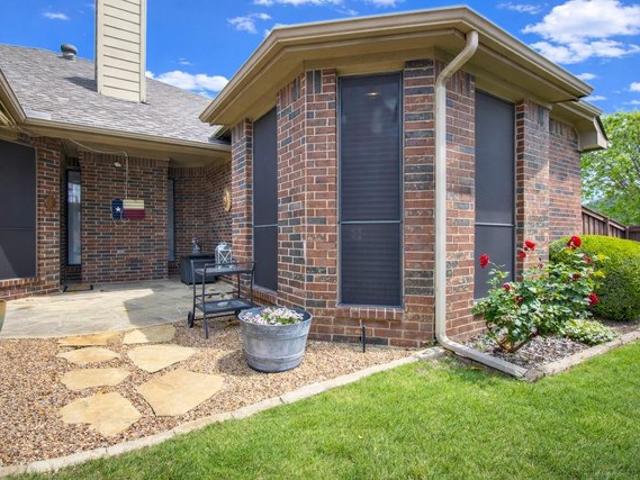 7504 Saddleridge Dr, Dallas, TX 75249