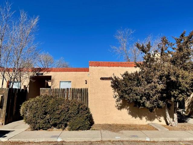 7505 Pennsylvania Ln NE, Albuquerque, NM 87110