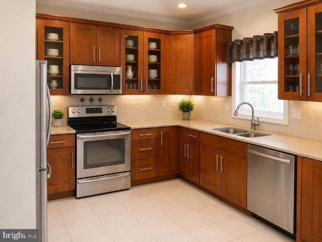 7506 Burdette Way