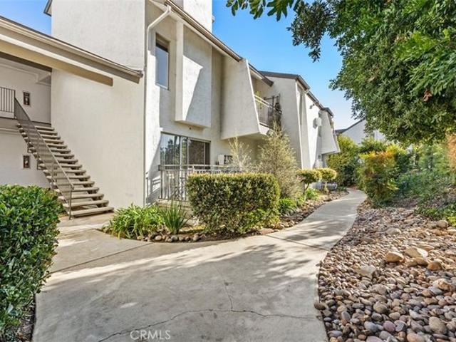 7506 Parkway Dr Unit 104, La Mesa, CA 91942