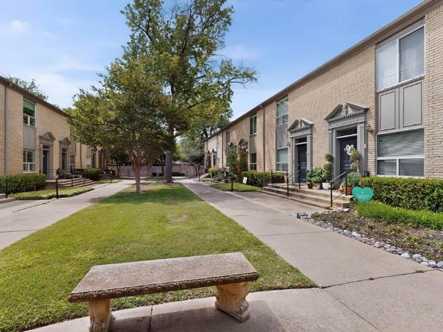 7506 W Northwest Highway # 8