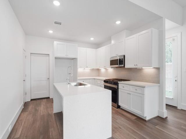 7508 Carver Rd Unit E, Houston, TX 77088