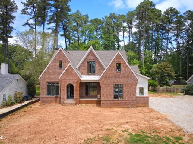 7508 Grist Mill Rd, Raleigh, NC 27615