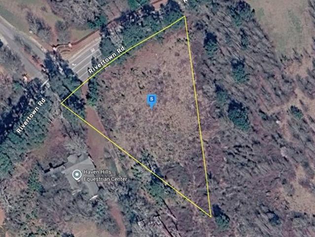 7508 Rivertown Rd, Fairburn, GA 30213