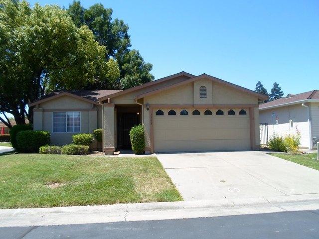 7508 Sunfaire Ln, Sacramento, CA 95828