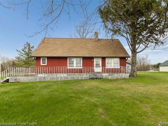 75095 Mackey Rd, Richmond Township, MI 48062