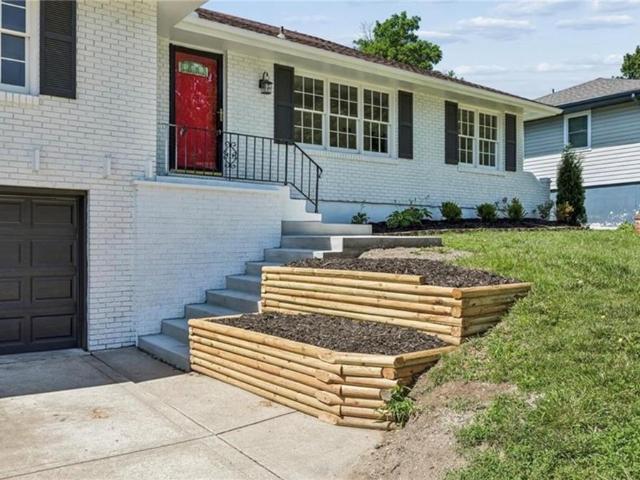 7509 E 100th Street