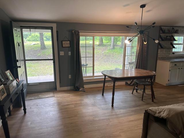 7500 n oakland gravel rd