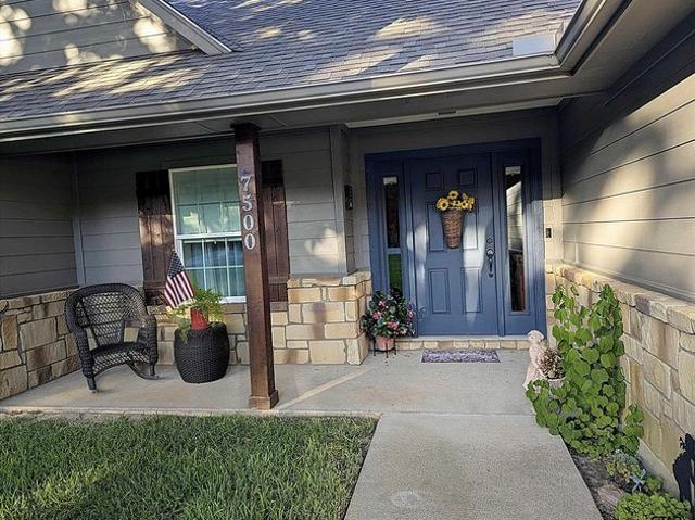 7500 Charlya, Athens, TX 75752