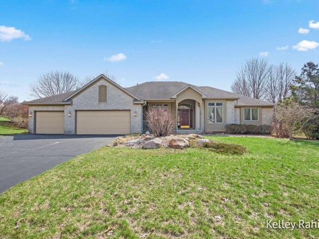 7500 Cloudberry Ln NE, Belmont, MI 49306