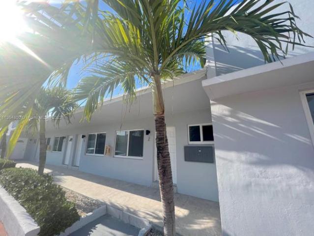 7500 Dickens Ave #3, Miami Beach, FL 33141