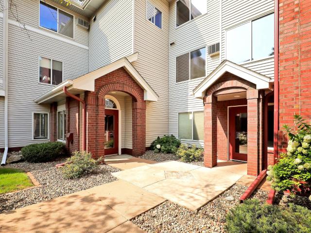 7500 Edinborough Way # 3106