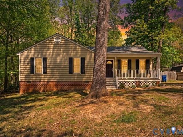 7500 Flag Tail Dr, Chesterfield, VA 23112