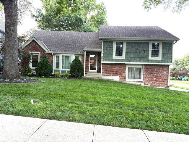 7500 W 98th Ter, Overland Park, KS 66212