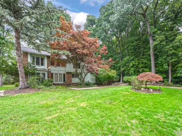 7500 Watford Drive