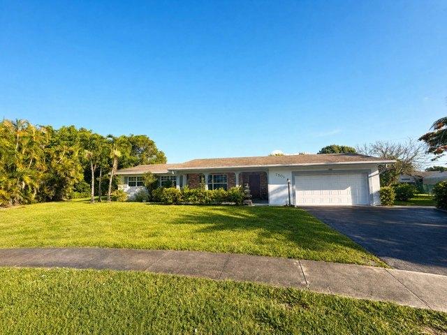 7501 NW 6th St, Plantation, FL 33317