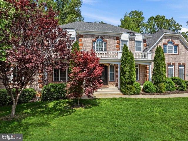 7501 Clifton Rd, Clifton, VA 20124