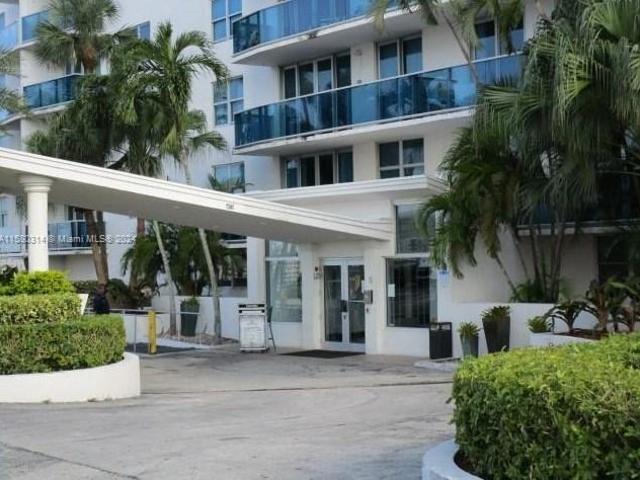 7501 E Treasure Dr #5J, North Bay Village, FL 33141