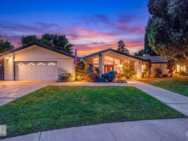 7501 El Roble Ct, Bakersfield, CA 93309