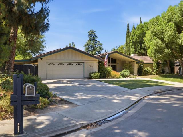 7501 El Roble Court