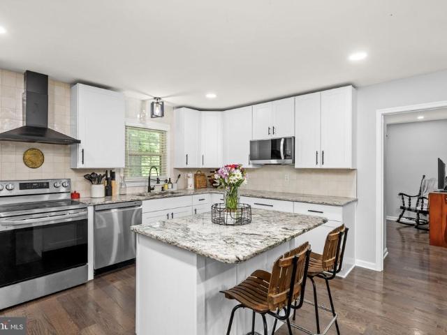 7501 Hunters Lodge Drive